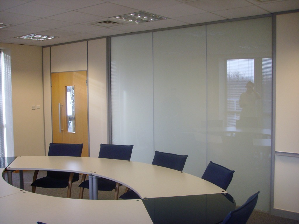 Commercial Applications of LC SmartGlass - Corporate/Office Interiors ...